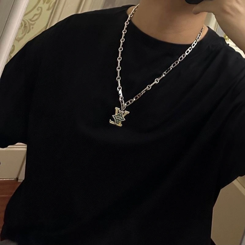 Real Louis Vuitton Necklaces