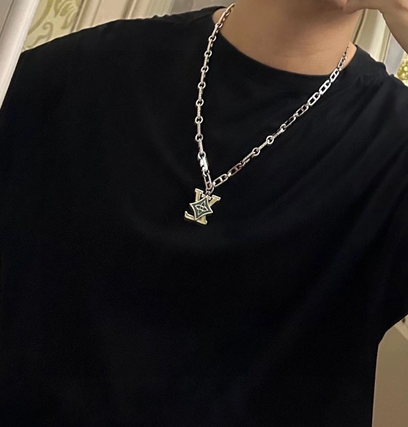 Real Louis Vuitton Necklaces