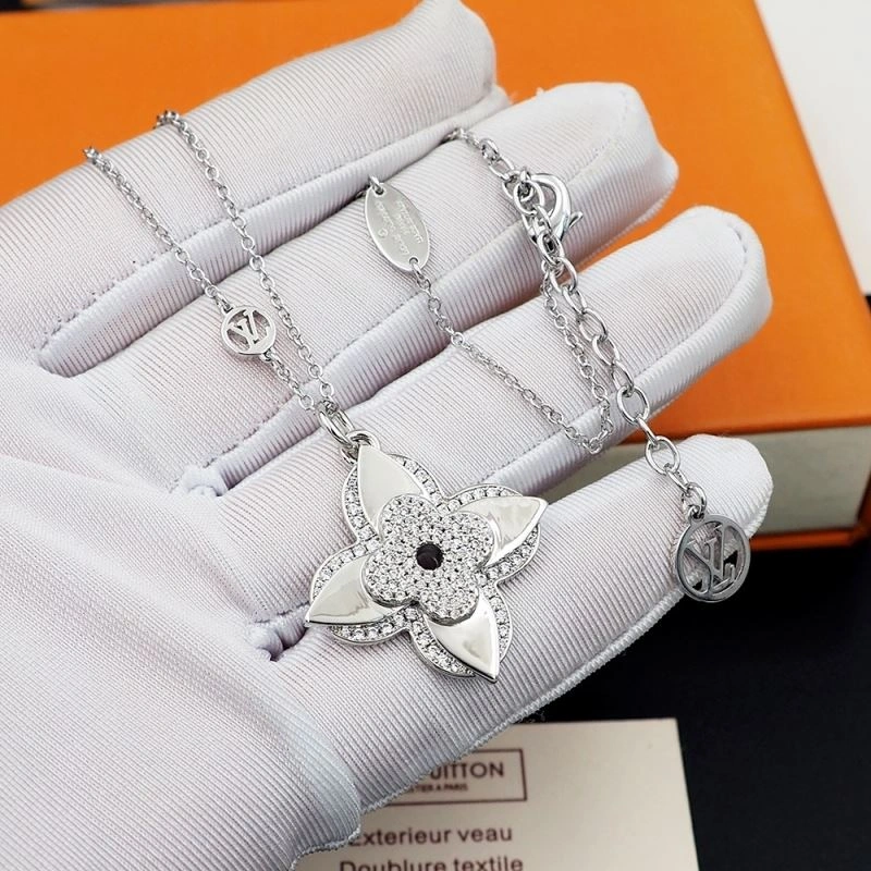 Brand-original Louis Vuitton Necklaces