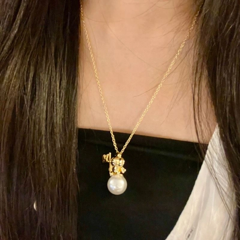 Real Louis Vuitton Necklaces