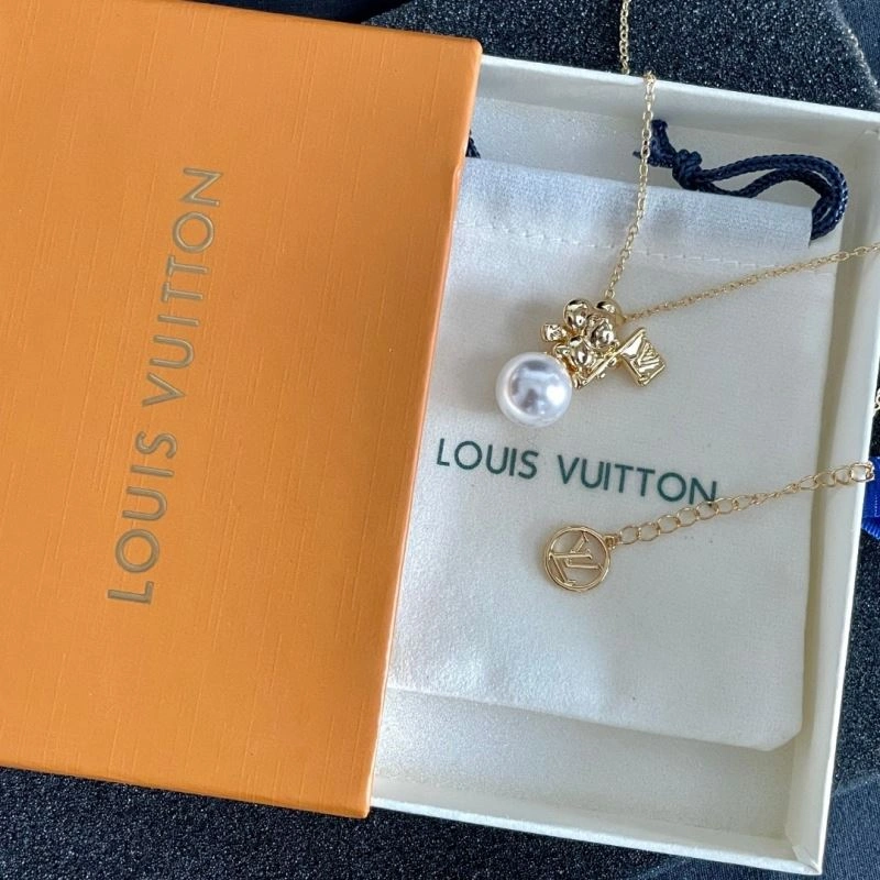 Real Louis Vuitton Necklaces