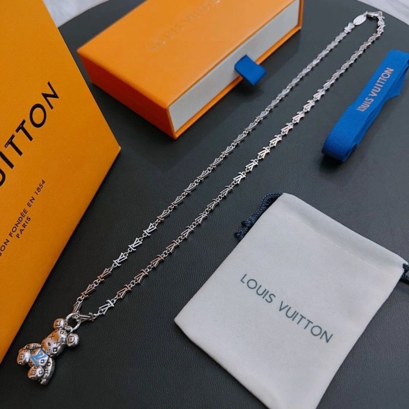 Legit Louis Vuitton Necklaces