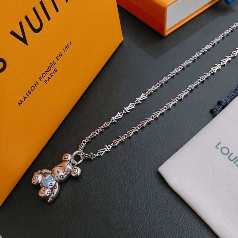 Legit Louis Vuitton Necklaces