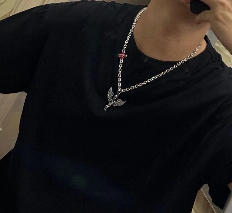 Genuine Louis Vuitton Necklaces