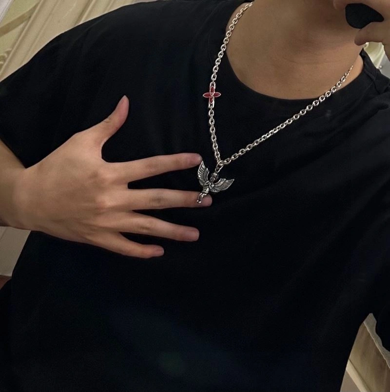 Genuine Louis Vuitton Necklaces