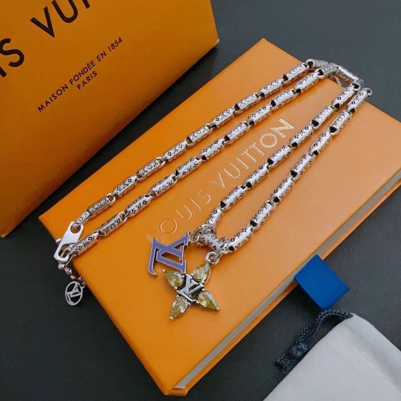 Inexpensive Louis Vuitton Necklaces
