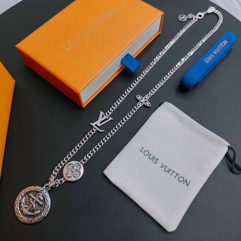 Legit Louis Vuitton Necklaces