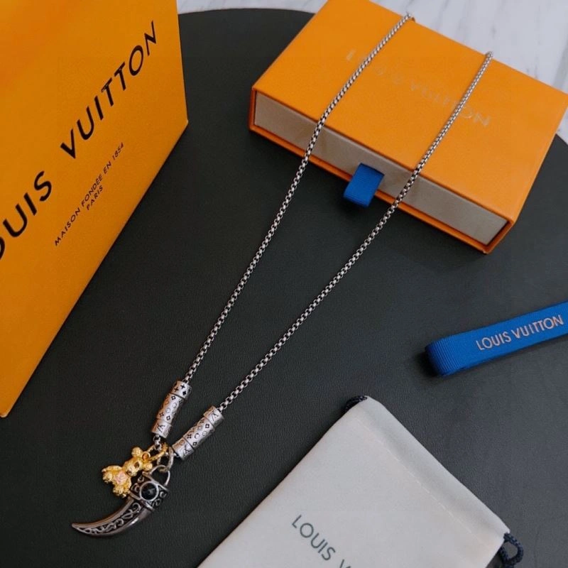Original Louis Vuitton Necklaces