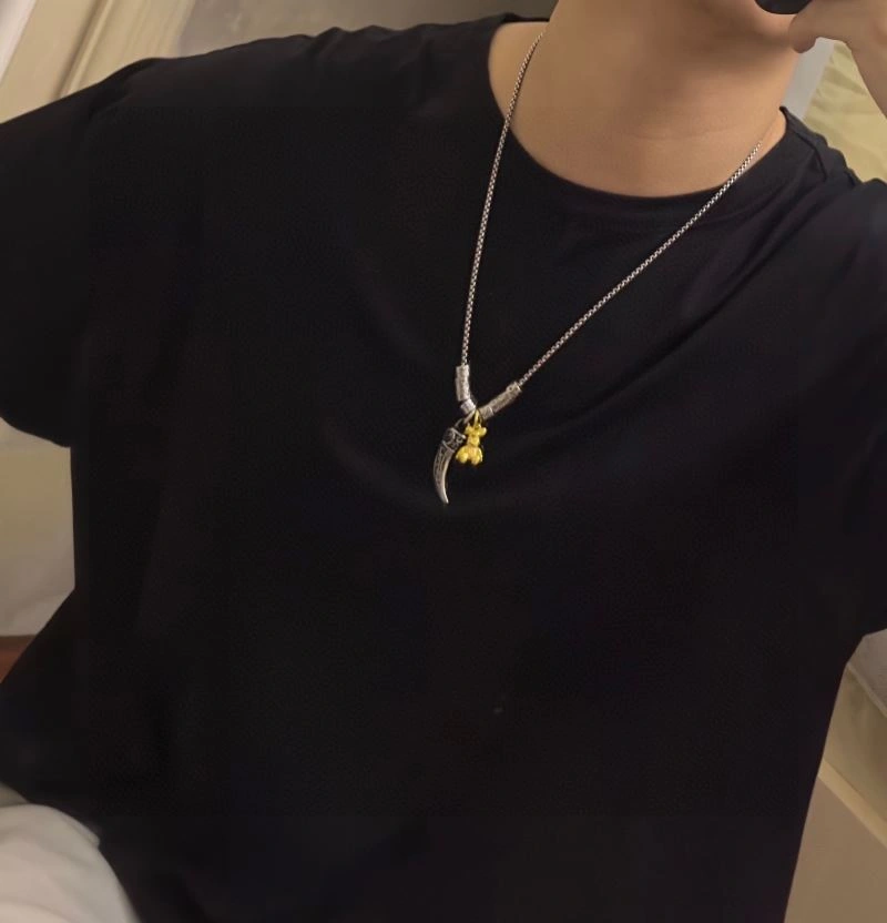 Original Louis Vuitton Necklaces