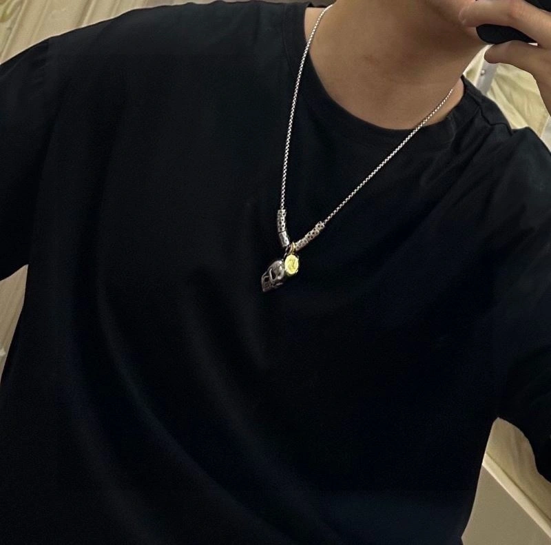 Real Louis Vuitton Necklaces