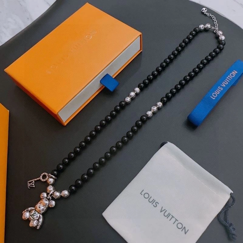 Reasonably priced Louis Vuitton Necklaces