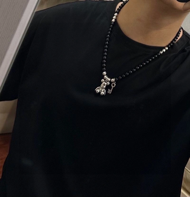 Reasonably priced Louis Vuitton Necklaces