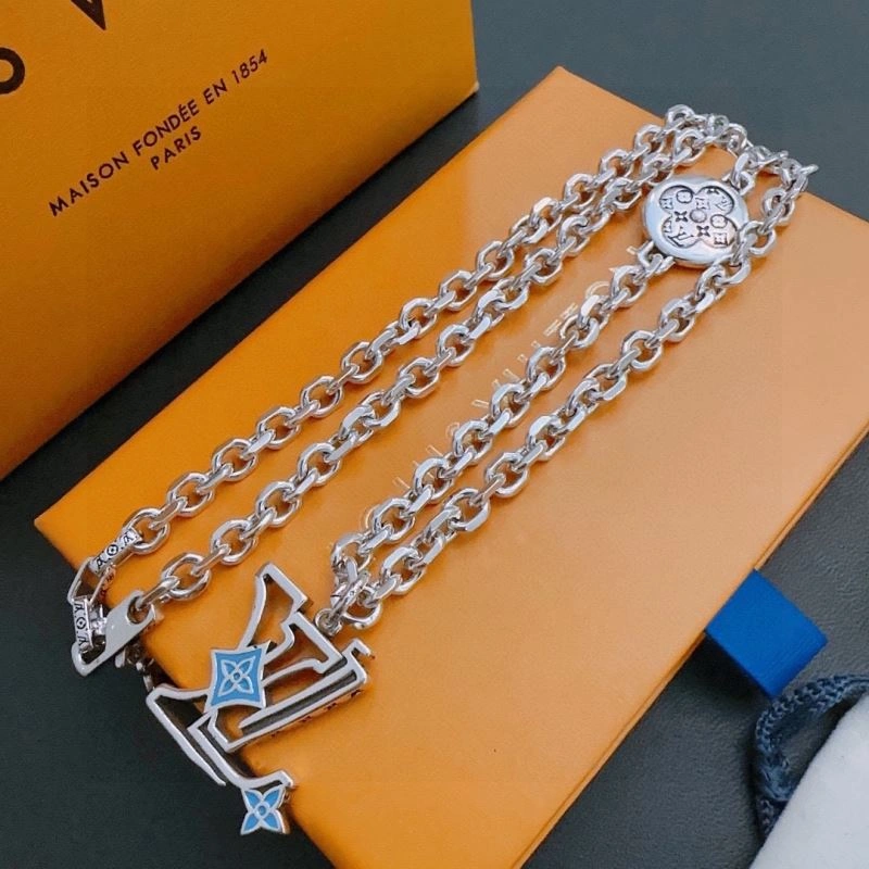Accurate model Louis Vuitton Necklaces