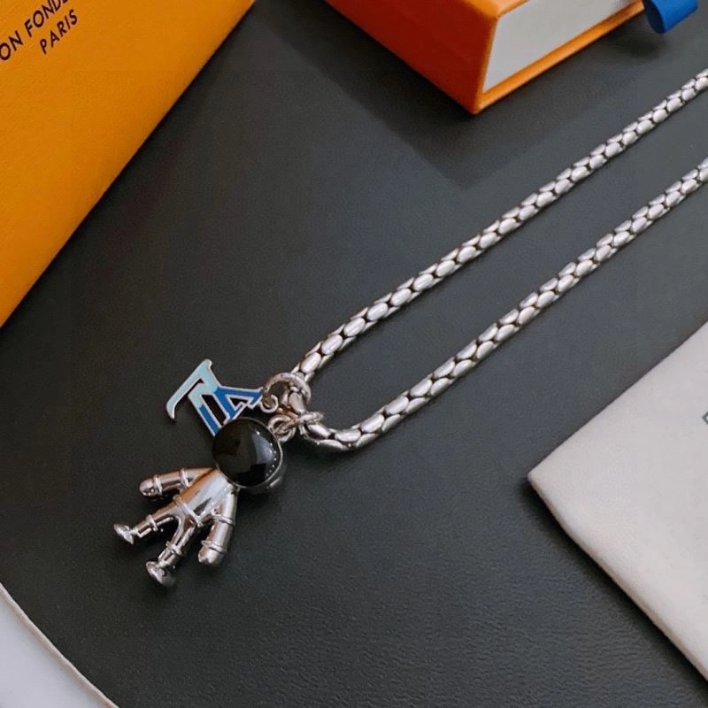 Value-priced Louis Vuitton Necklaces