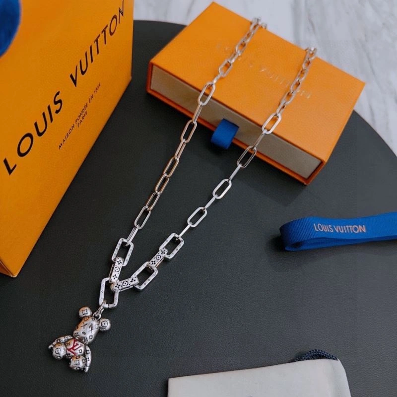 Exact replica Louis Vuitton Necklaces