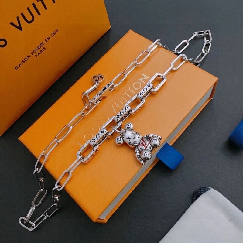 Exact replica Louis Vuitton Necklaces