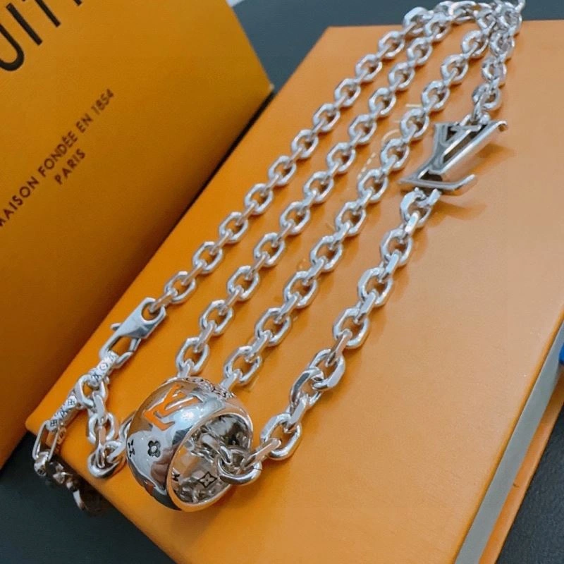 Value-priced Louis Vuitton Necklaces