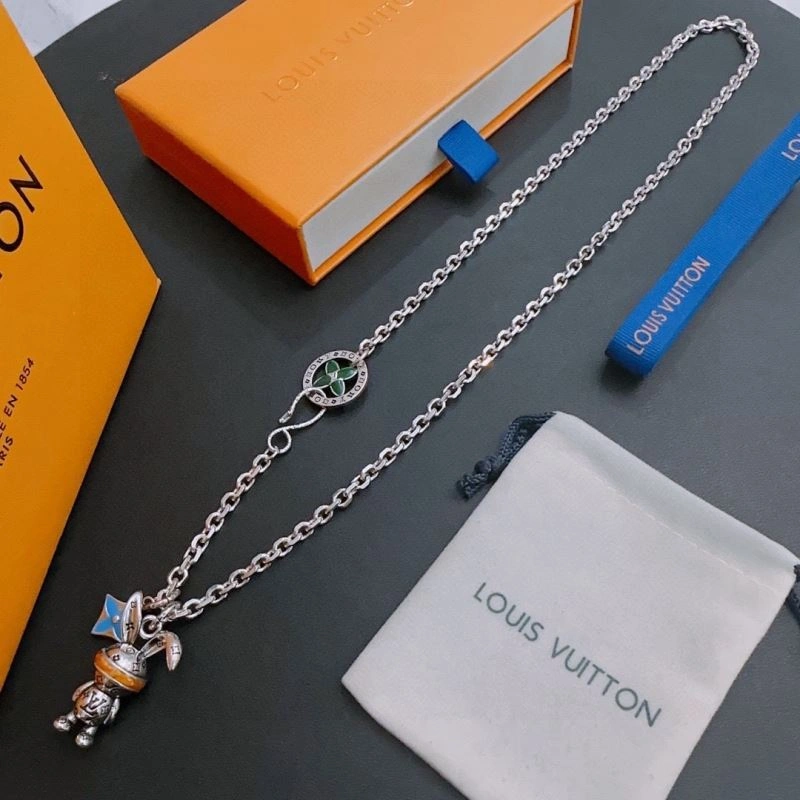 Factory-made Louis Vuitton Necklaces
