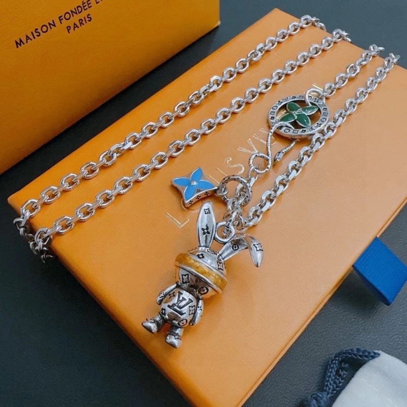 Factory-made Louis Vuitton Necklaces