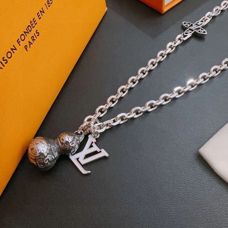Perfect replica Louis Vuitton Necklaces