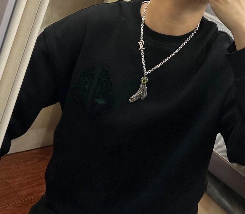 Legit Louis Vuitton Necklaces