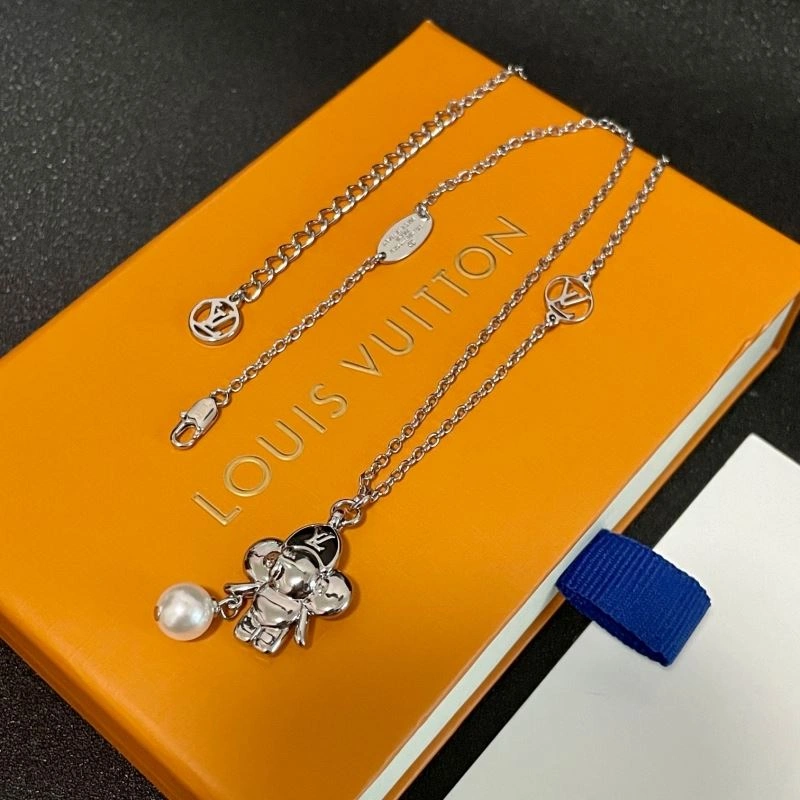 High accuracy Louis Vuitton Necklaces