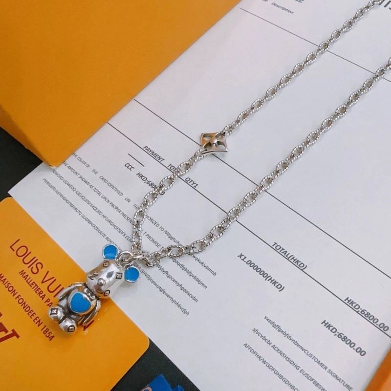Accurate model Louis Vuitton Necklaces