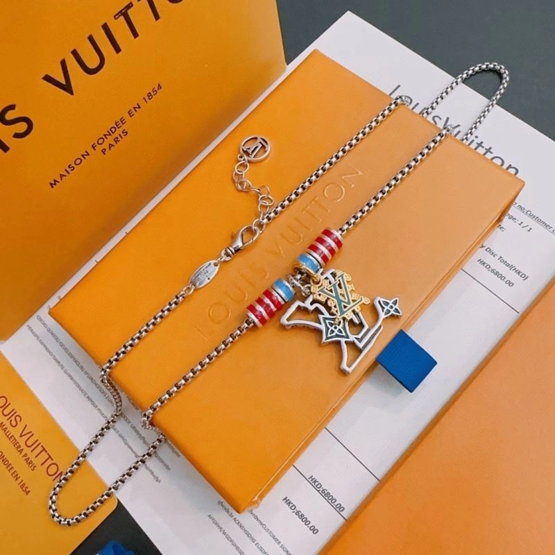 Low-cost Louis Vuitton Necklaces