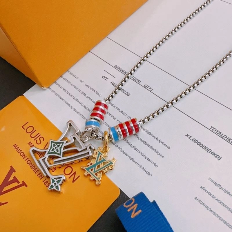 Low-cost Louis Vuitton Necklaces