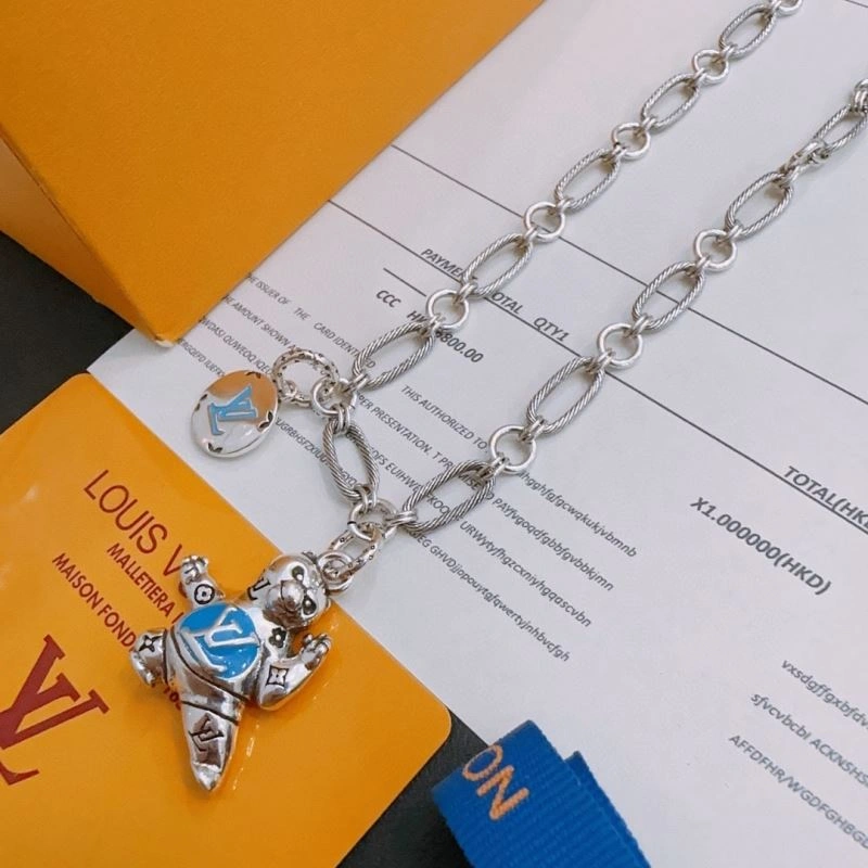 Brand-authenticated Louis Vuitton Necklaces