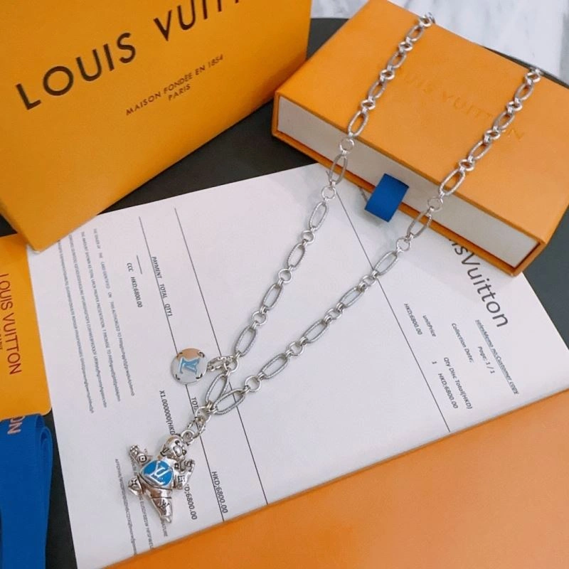 Brand-authenticated Louis Vuitton Necklaces