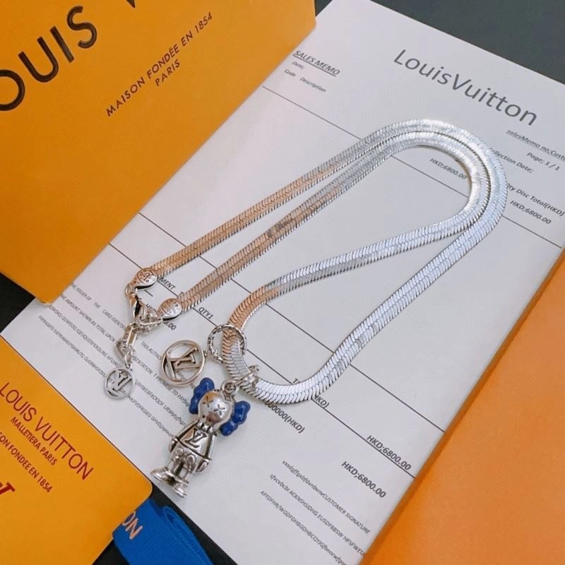 Reasonably priced Louis Vuitton Necklaces