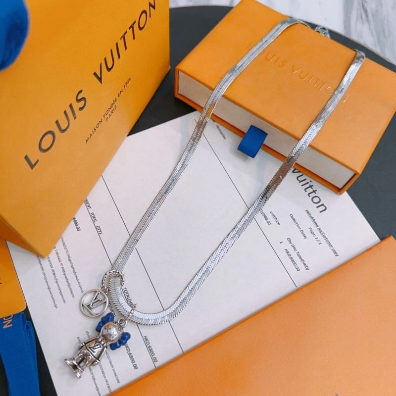 Reasonably priced Louis Vuitton Necklaces
