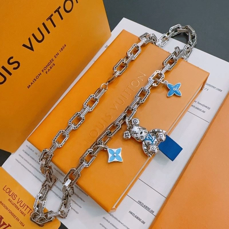 Inexpensive Louis Vuitton Necklaces