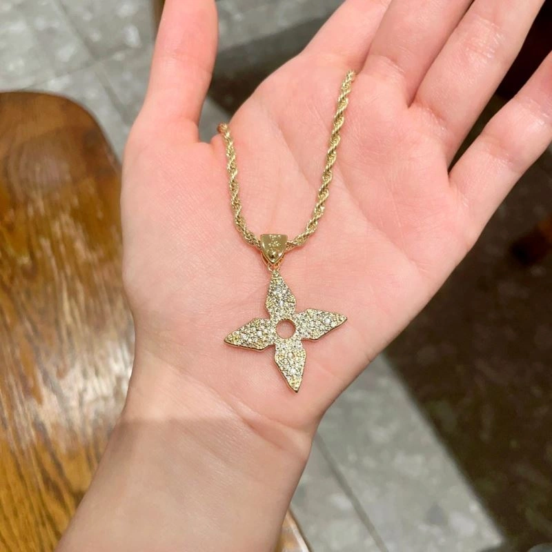 Value-priced Louis Vuitton Necklaces