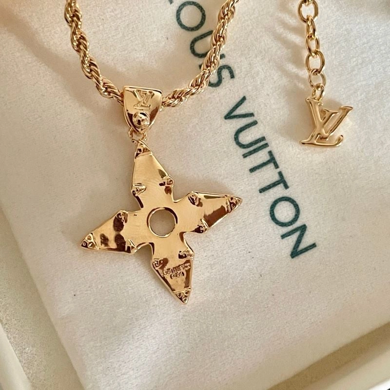 Value-priced Louis Vuitton Necklaces