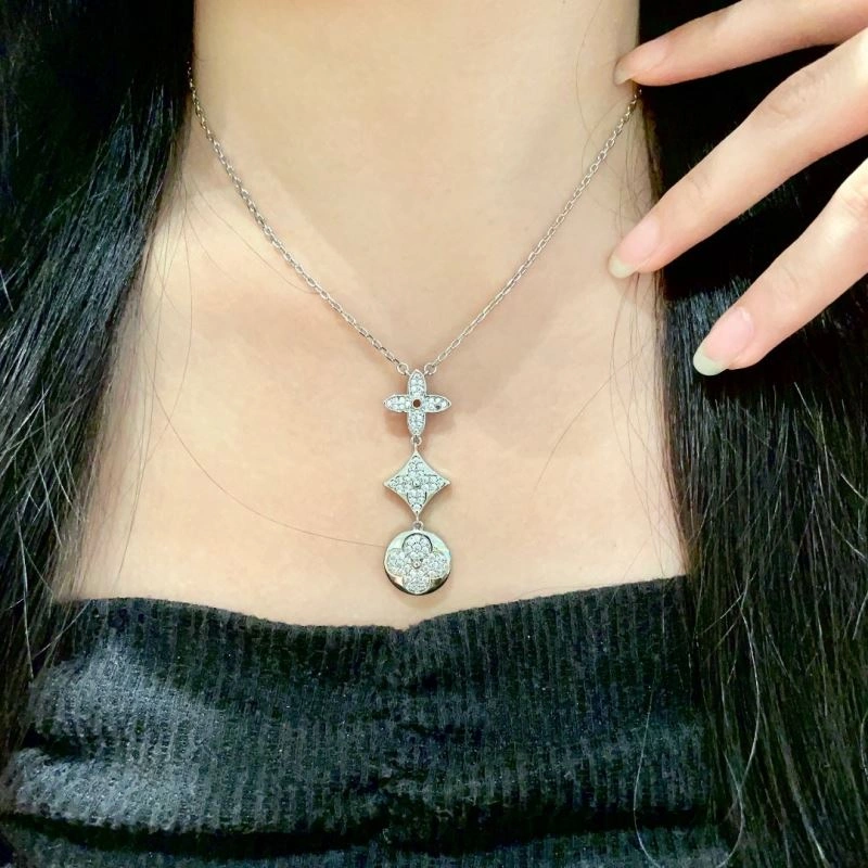 Louis Vuitton Necklaces