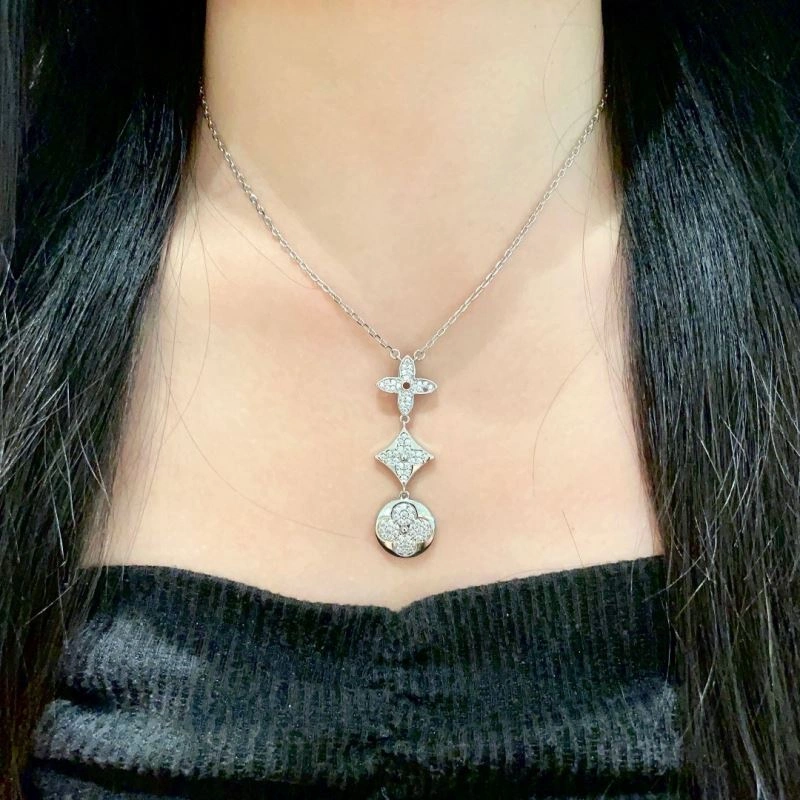 Real Louis Vuitton Necklaces