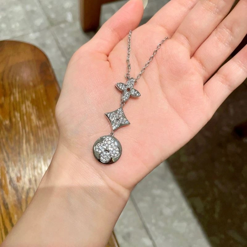 Real Louis Vuitton Necklaces