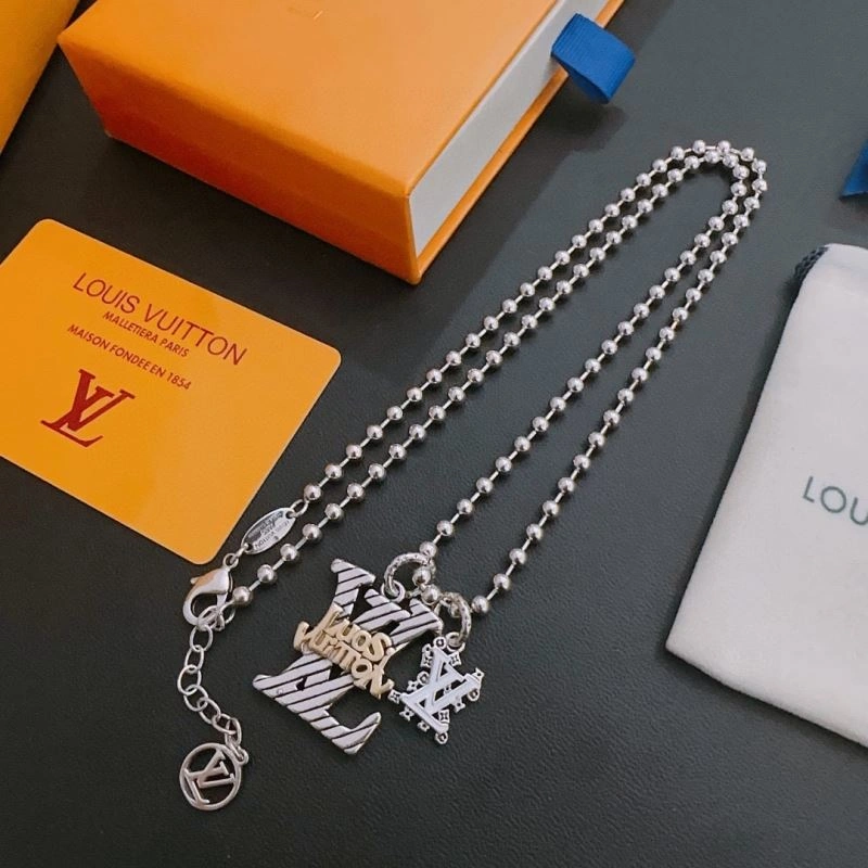 Value-priced Louis Vuitton Necklaces