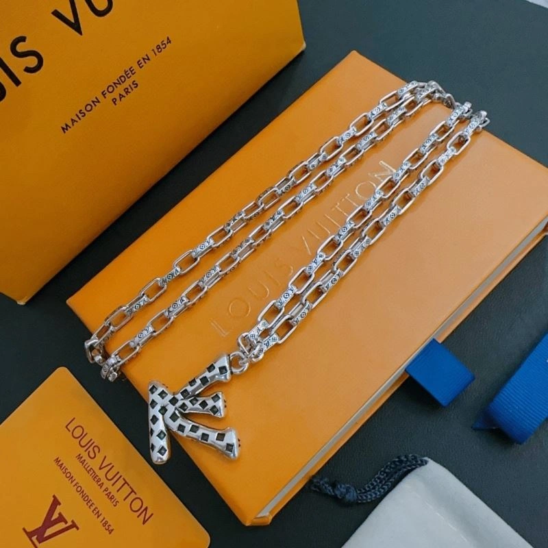 Mirror quality Louis Vuitton Necklaces