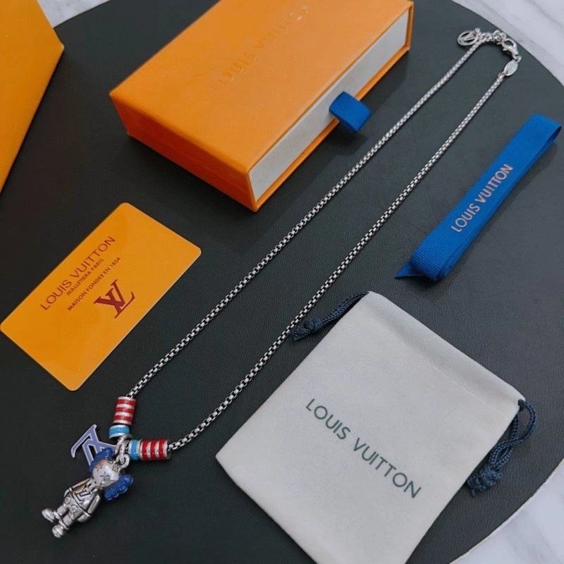 Brand-original Louis Vuitton Necklaces