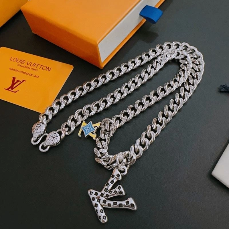 Legit Louis Vuitton Necklaces