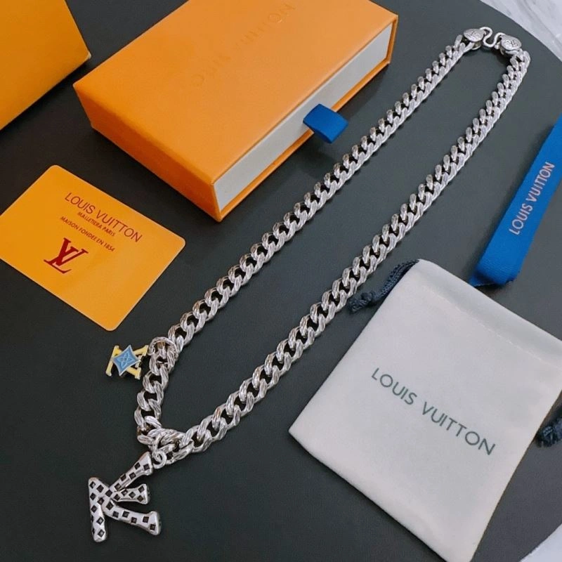 Legit Louis Vuitton Necklaces