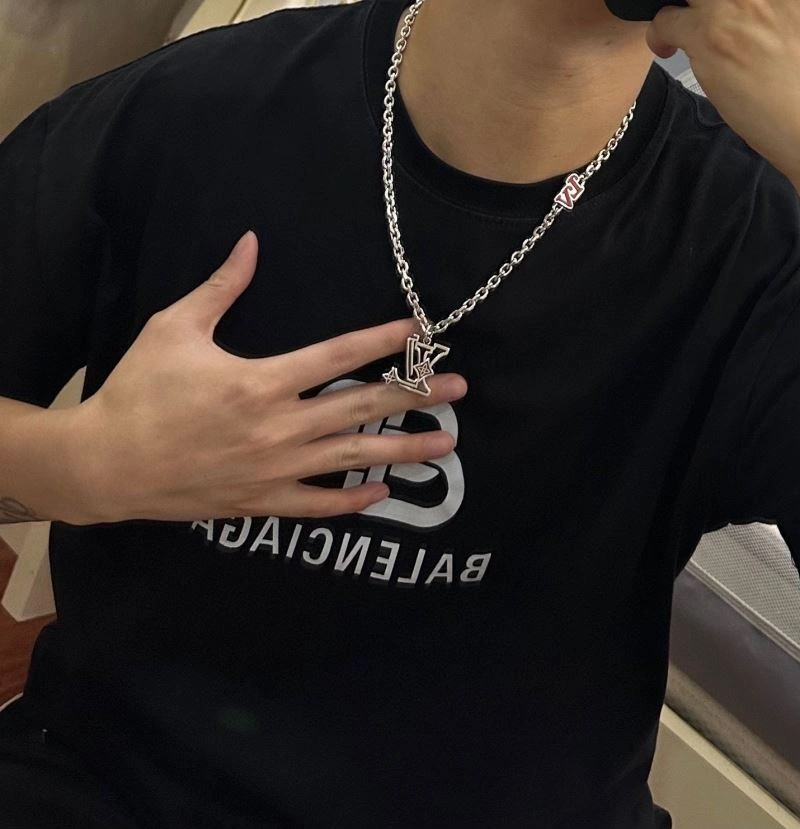 Real Louis Vuitton Necklaces