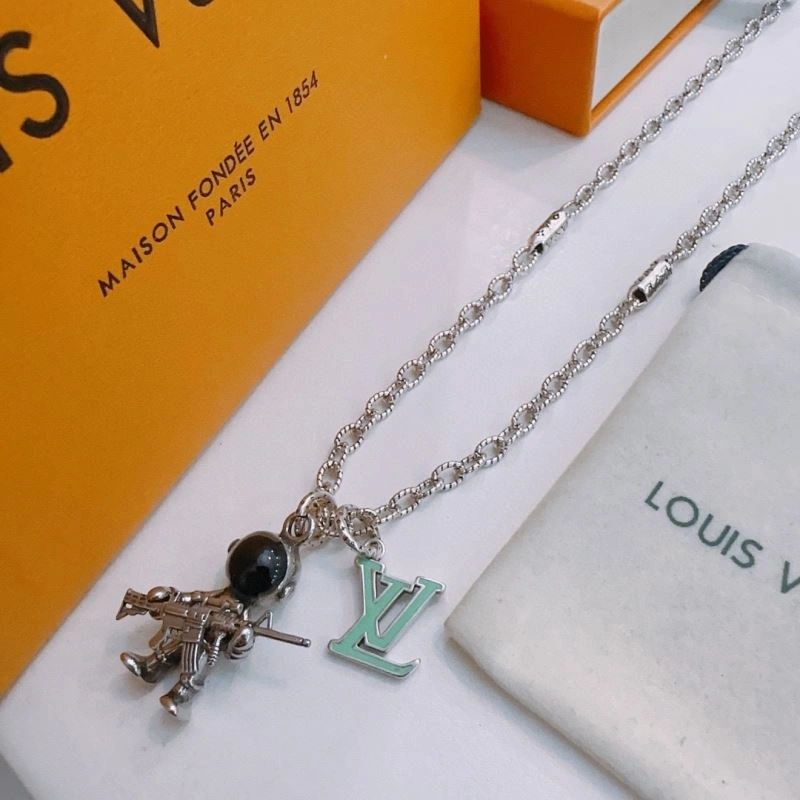 Legit Louis Vuitton Necklaces
