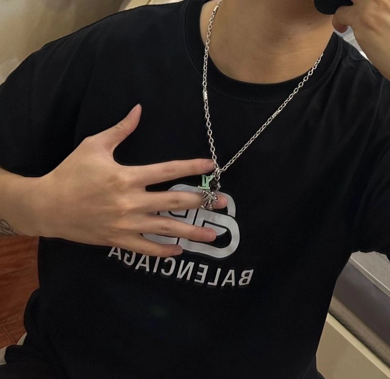 Legit Louis Vuitton Necklaces