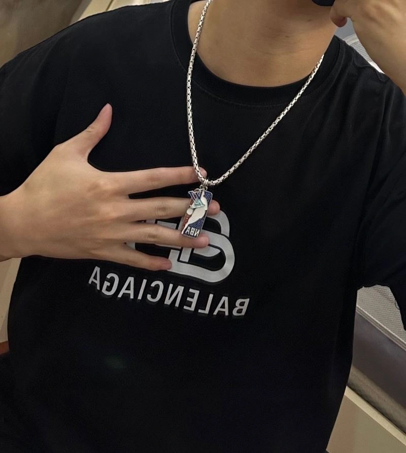 Real Louis Vuitton Necklaces