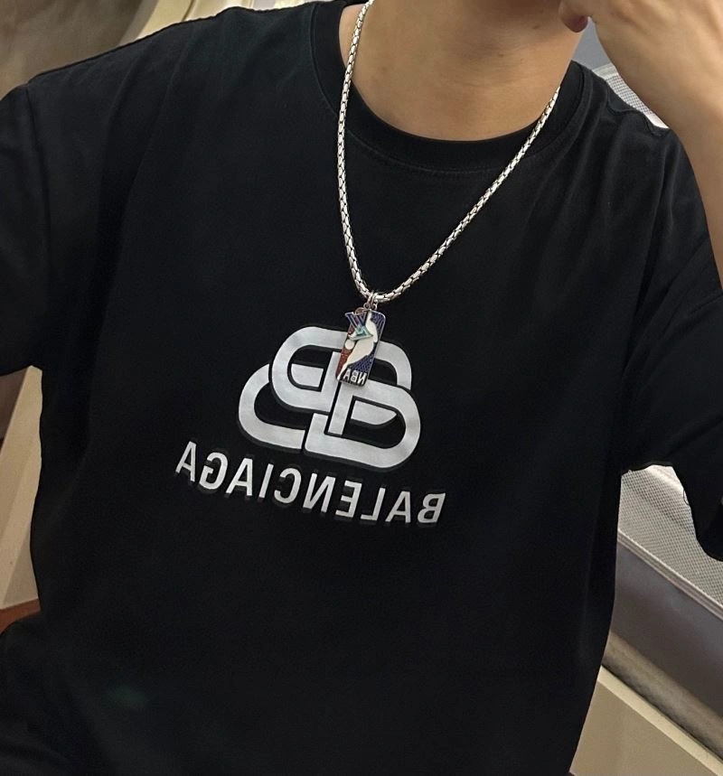Real Louis Vuitton Necklaces