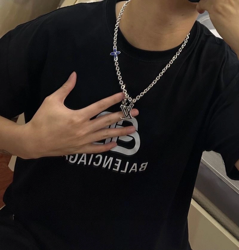 Real Louis Vuitton Necklaces